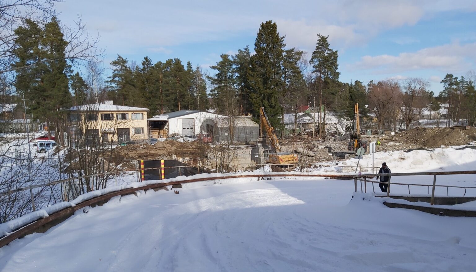 Lintuvaaran teollisuusalueen kuusi vuosikymmentä - Yrittävä Espoo